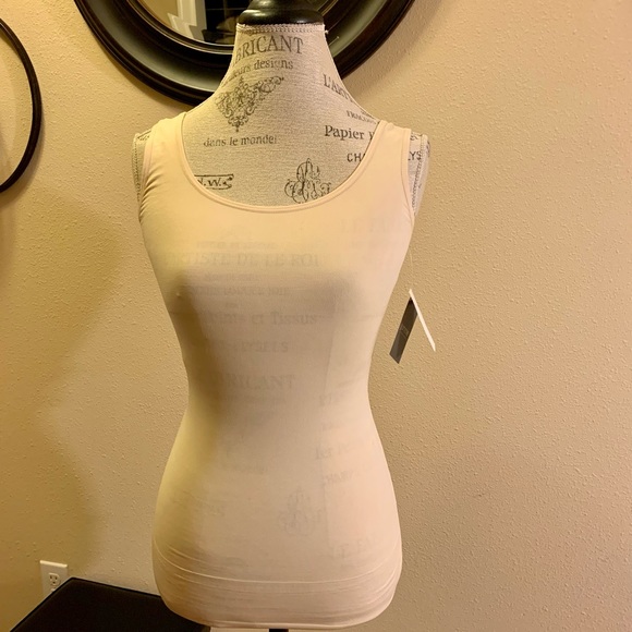 Yummie | Accessories | Nwtbody Shaper Smooths Nips Tuck Perfect Under ...
